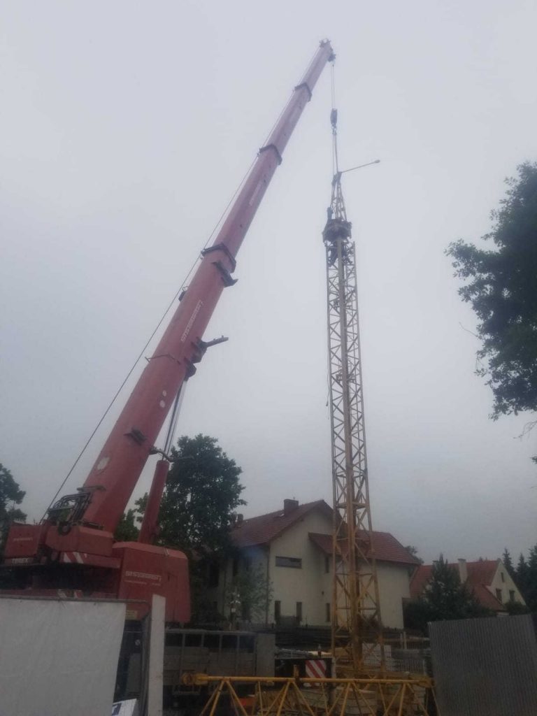 Montaż żurawia Potain MCT 88 – KPGMB – Żurawie